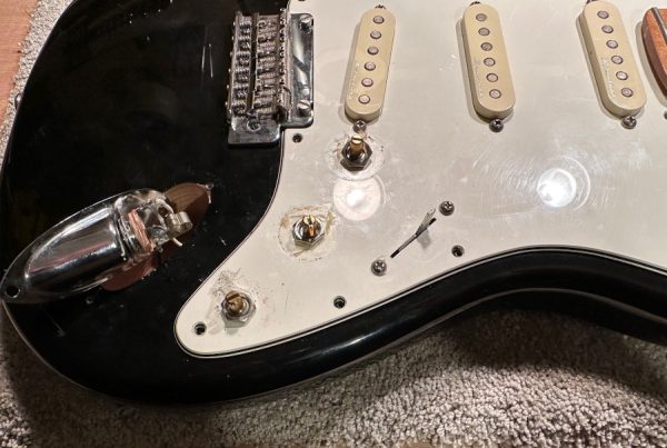 Fender Stratocaster Mid Circuit Booster Kit Installation / Fitting