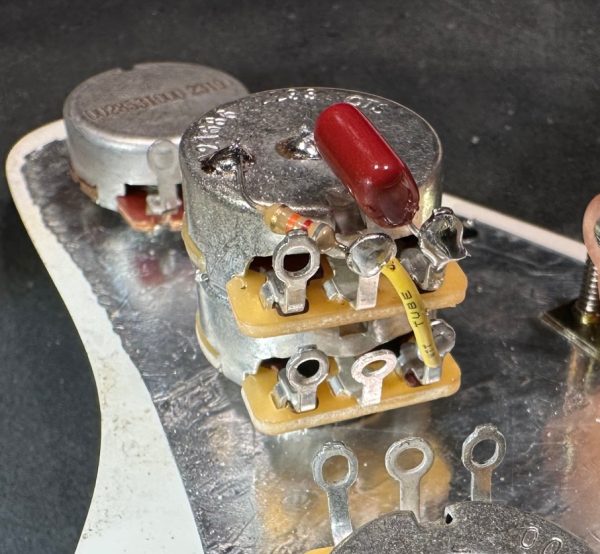 Fender Stratocaster Mid Circuit Booster Kit Installation / Fitting