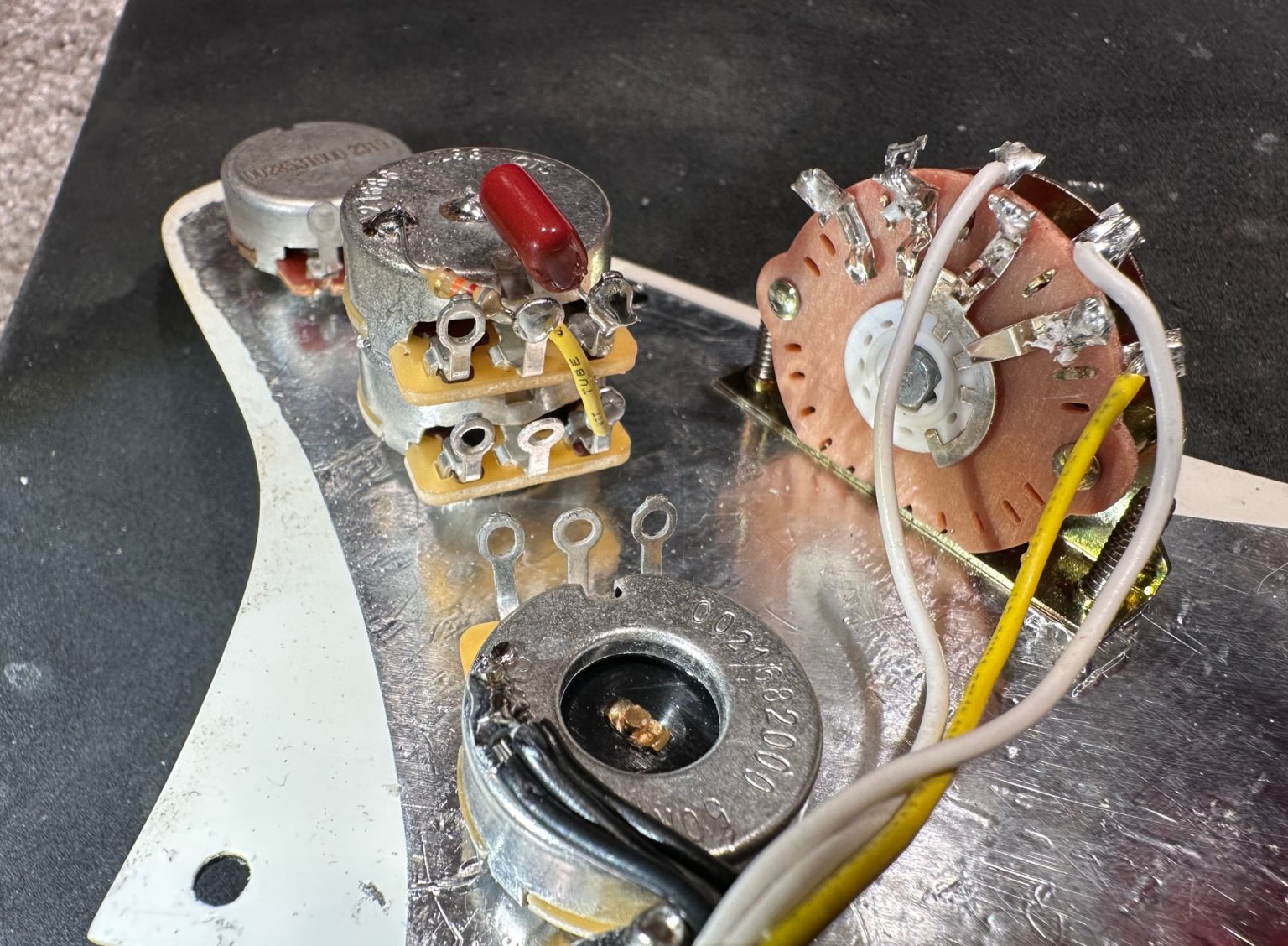 Fender Stratocaster Mid Circuit Booster Kit Installation / Fitting