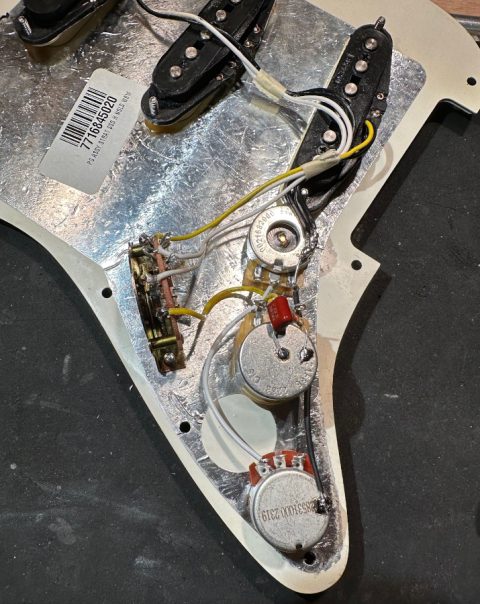 Fender Stratocaster Mid Circuit Booster Kit Installation / Fitting