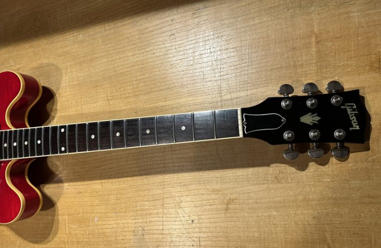 Gibson ES-335 1995 Complete Overhaul Using Gibson Parts